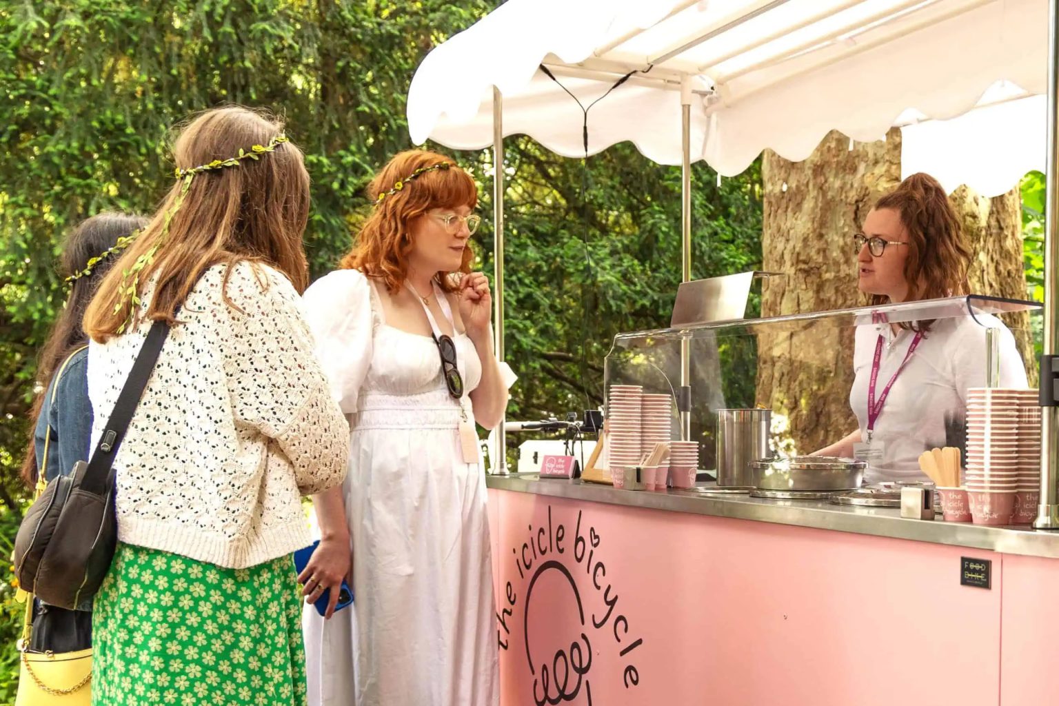 Snack Bikes vs. Food Trucks: Which is the Best Choice?